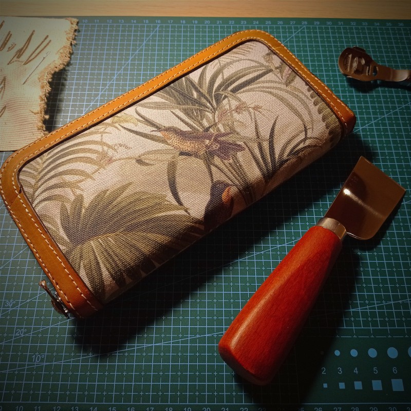 Alice wallet
